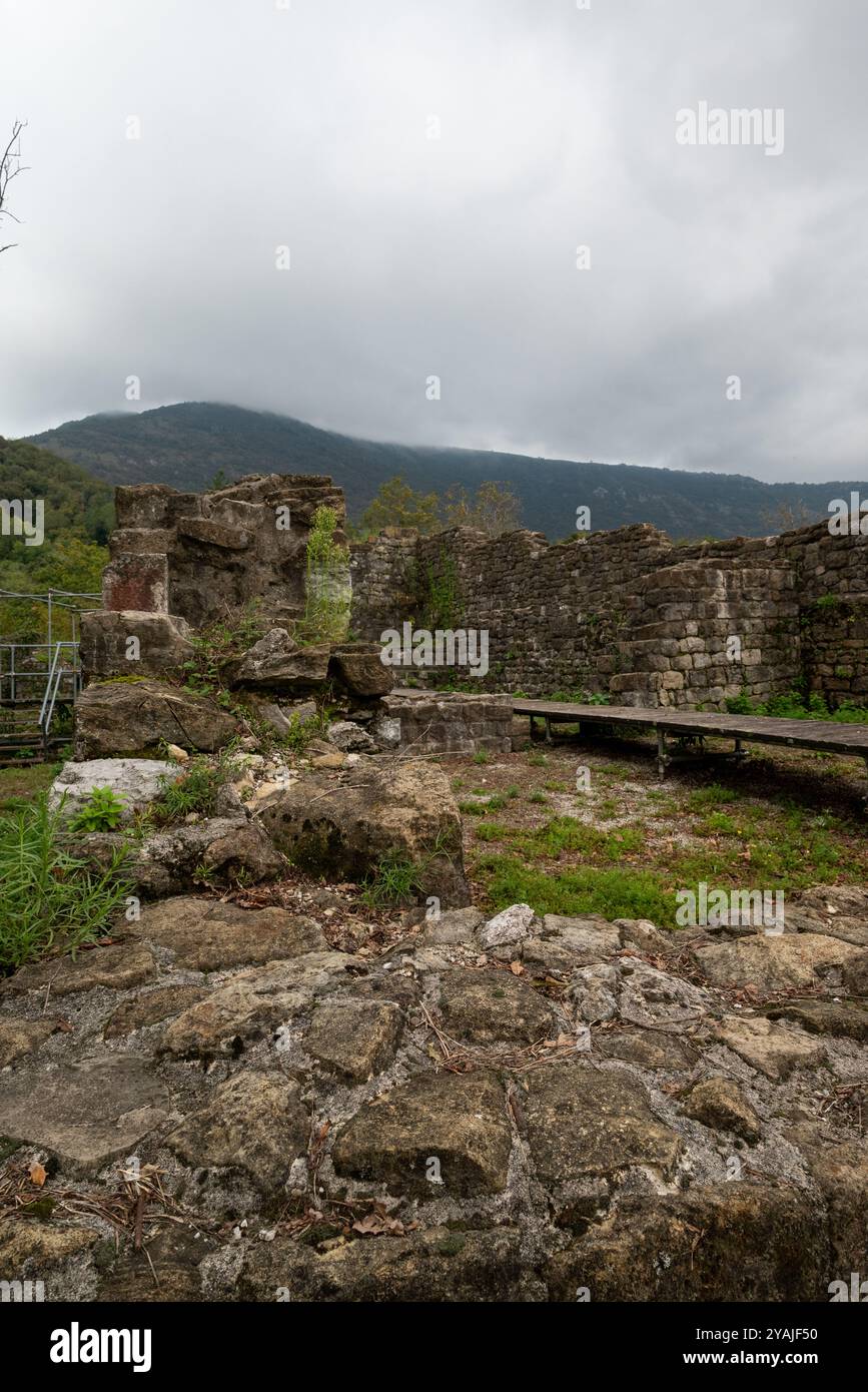 Meduno castle hi-res stock photography and images - Alamy