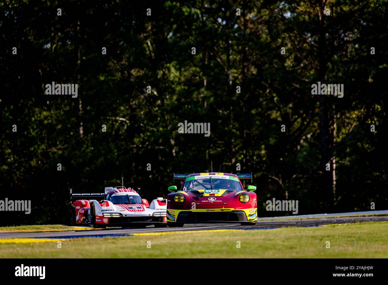 Porsche 911 GT3 R, MDK Motorsports (#86), Anders Fjordbach (DK), Kerong ...