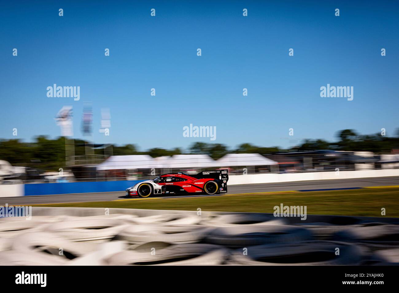 Porsche 963, Porsche Penske Motorsport (#7), Dane Cameron (USA), Felipe ...