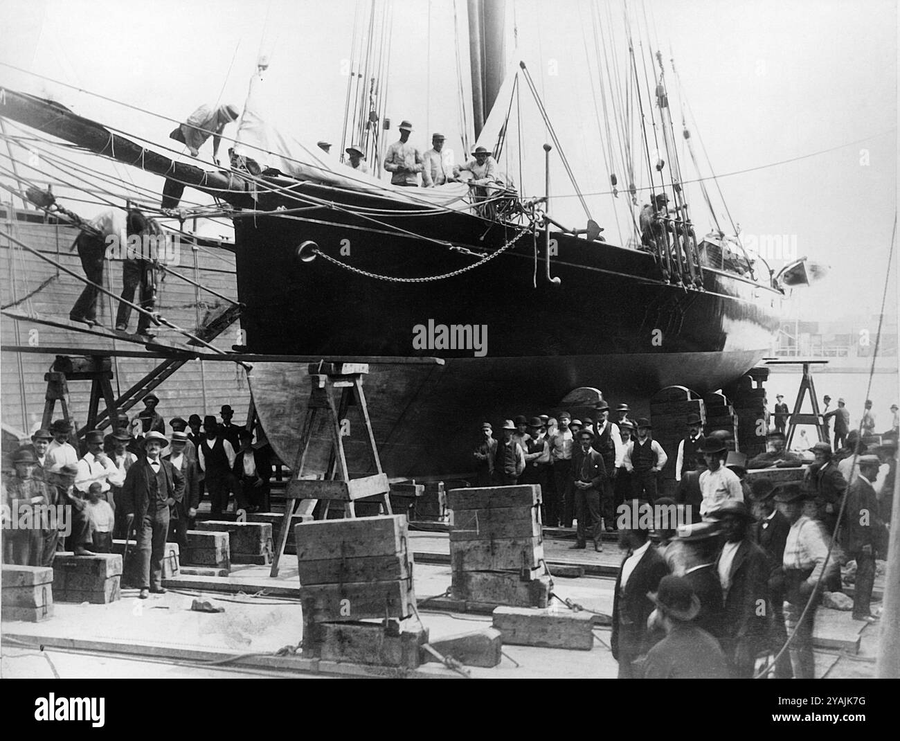 PICTURES OF YESTERYEAR - Managed by PPL PHOTO AGENCY Circa 1885 ...