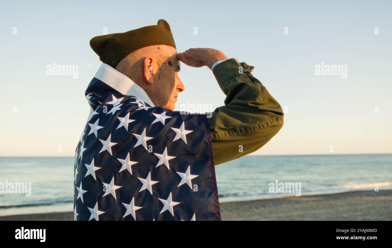 Sea soldier in uniform hi-res stock photography and images - Alamy