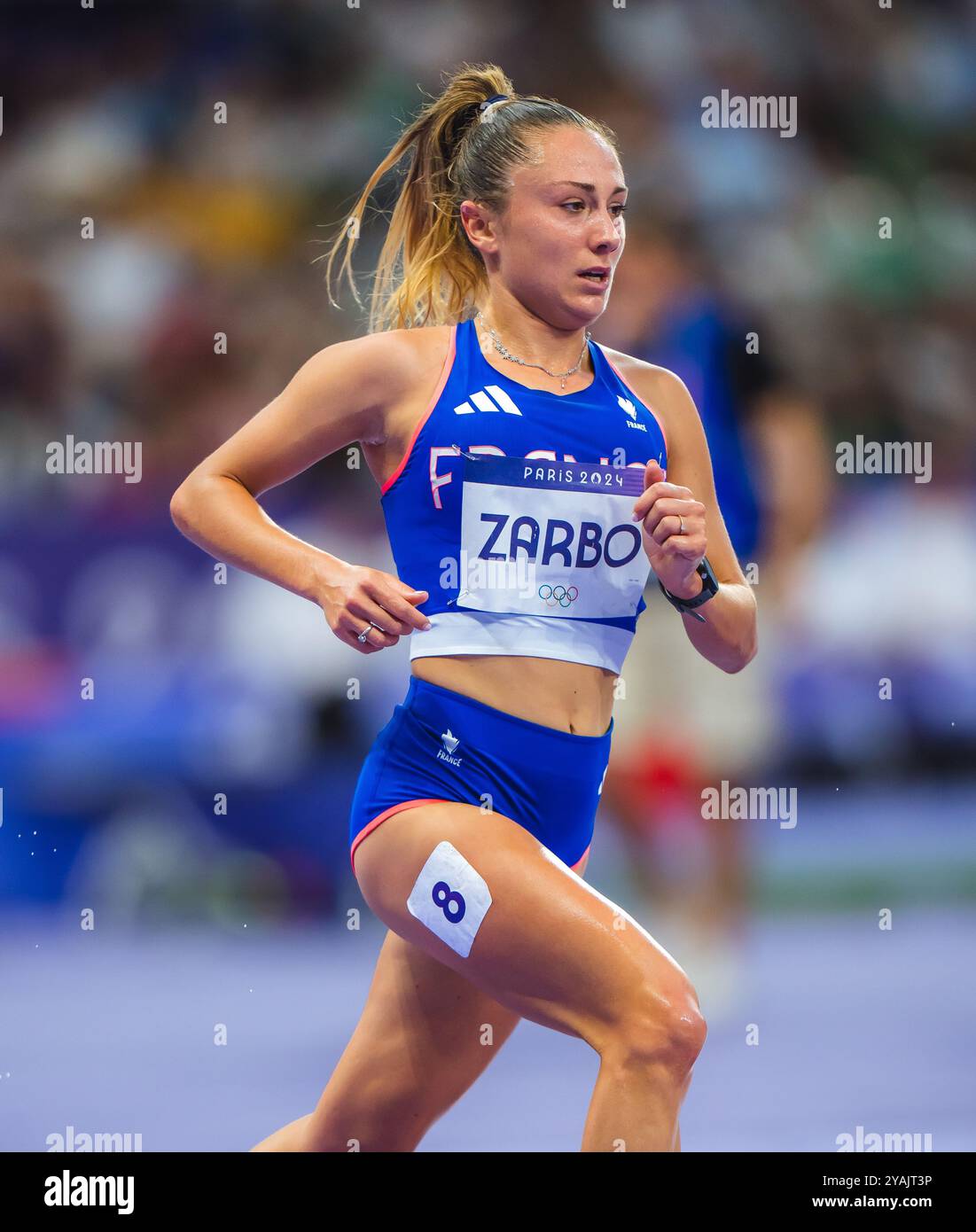 Alessia Zarbo participating in the 10.000 meters at the Paris 2024 ...