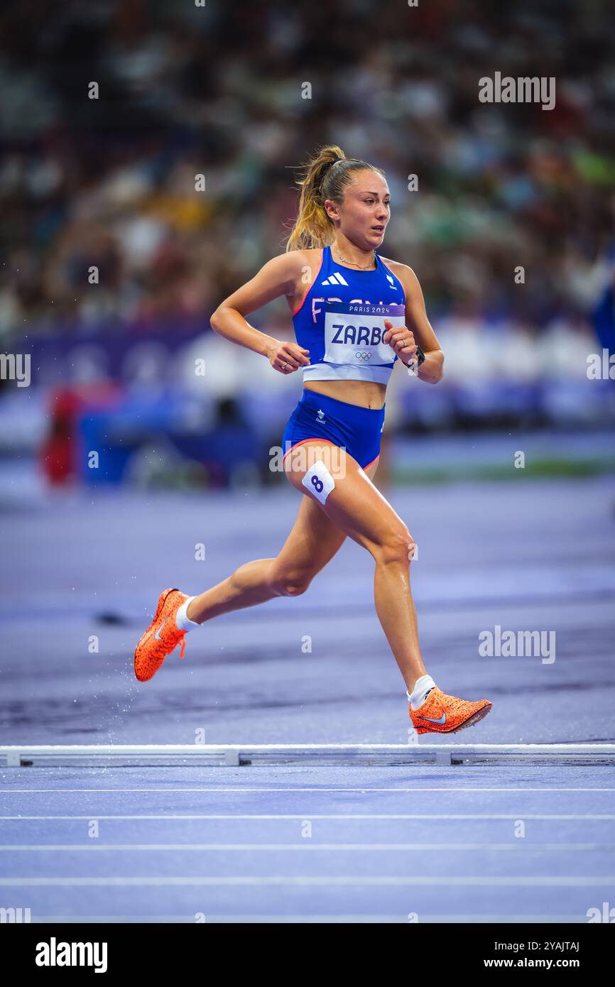 Alessia Zarbo participating in the 10.000 meters at the Paris 2024 ...