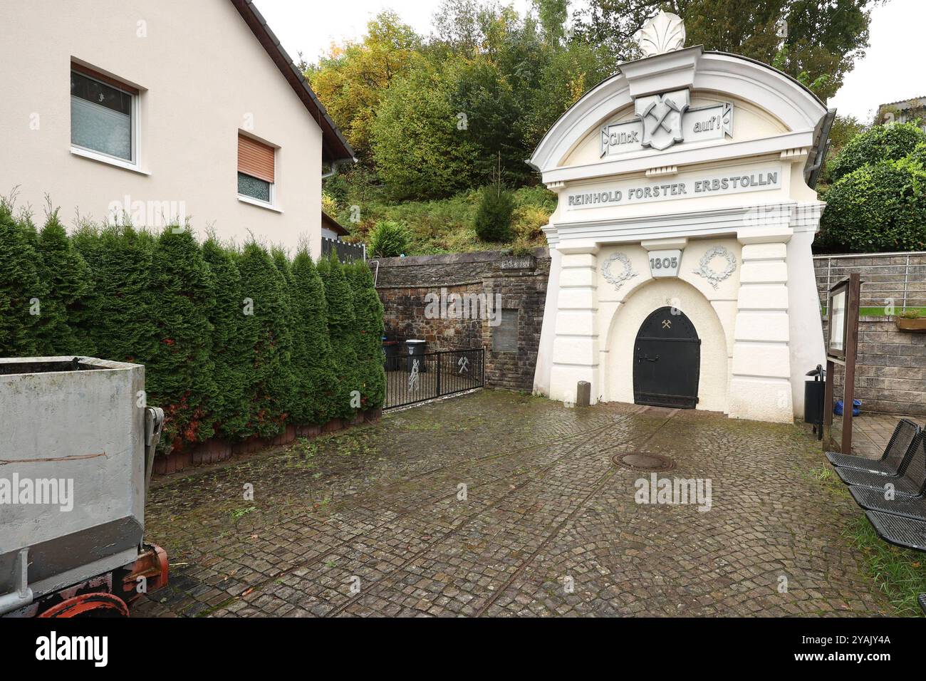Das Besucherbergwerk Reinhold Forster Erbstolln in Eiserfeld. Denkmal ...