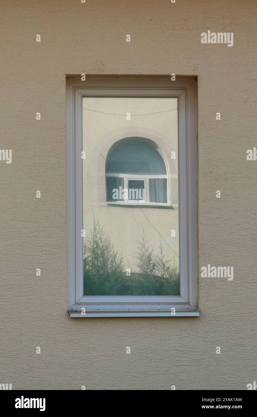 Abstract interplay of shapes hi-res stock photography and images - Alamy