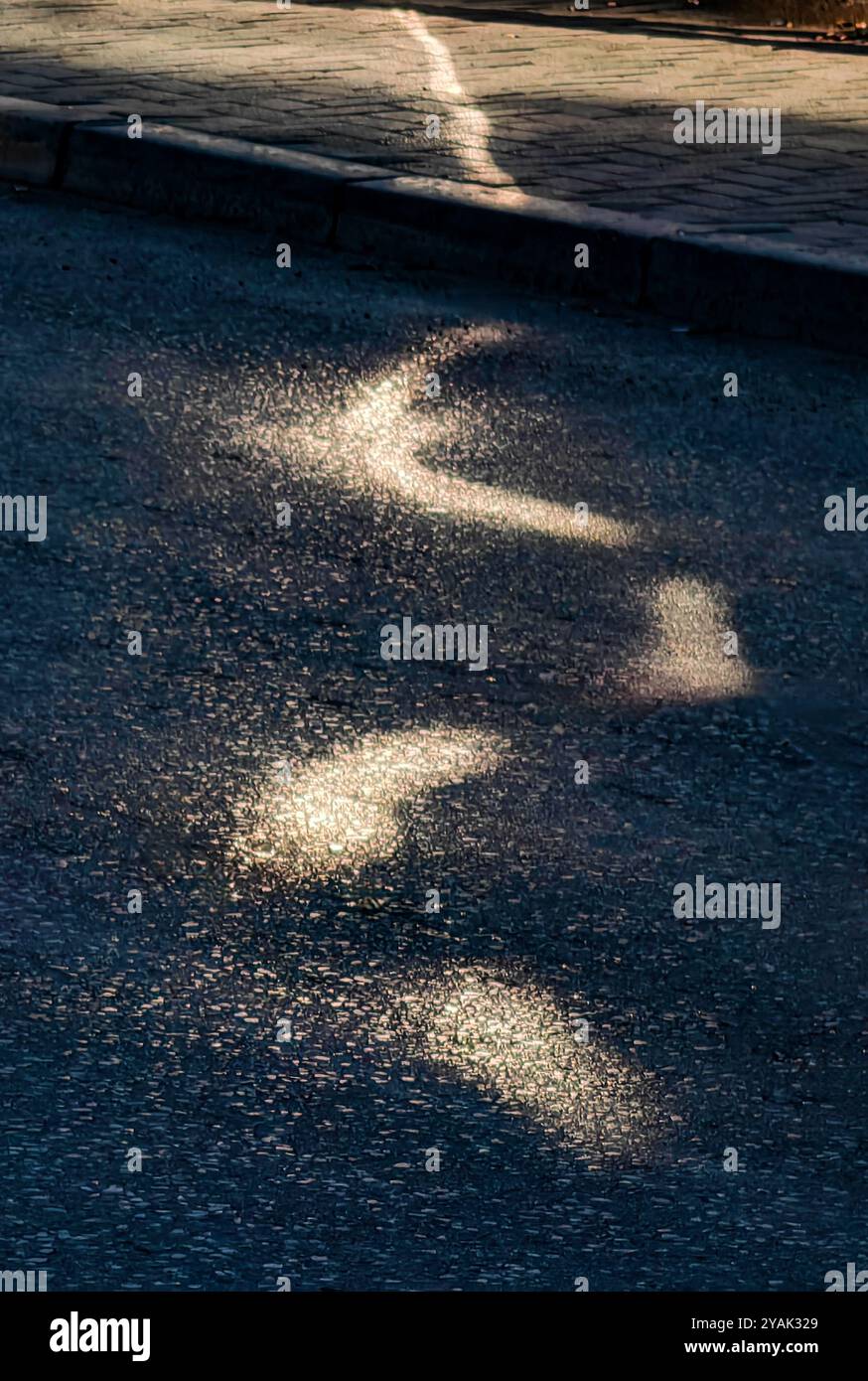 Snake like shadow hi-res stock photography and images - Alamy