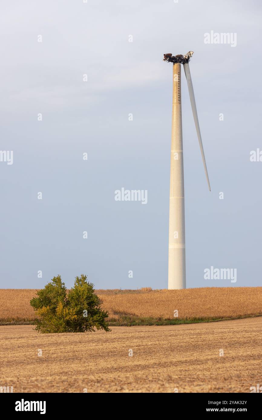 One of two Acciona AW3000 wind turbines on a farm in Mechanicsville ...