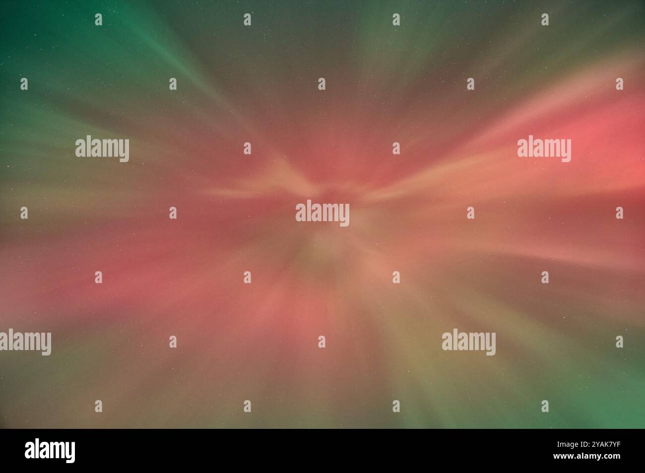 Red green aurora hi-res stock photography and images - Alamy