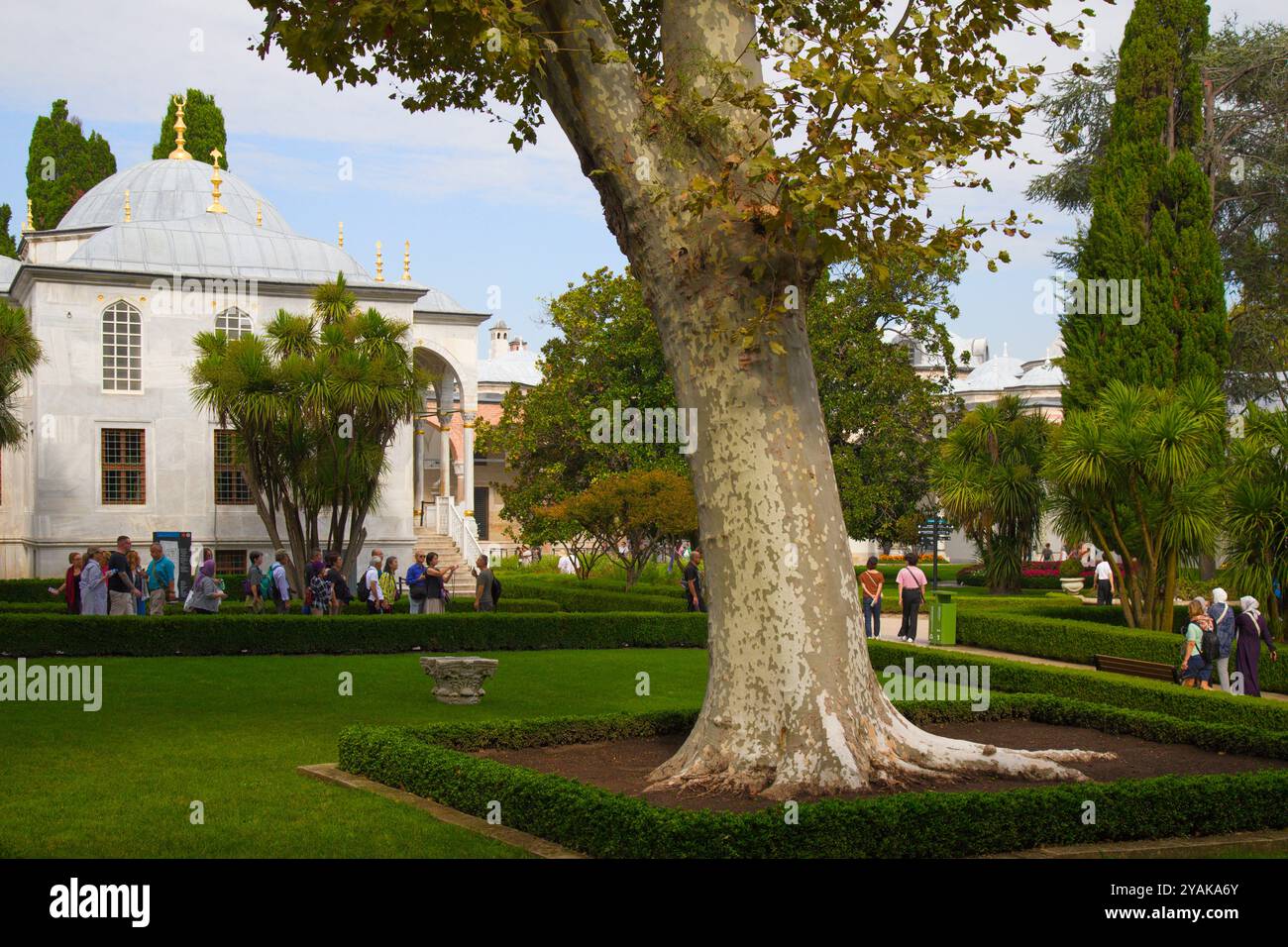 Topkapi palace library hi-res stock photography and images - Alamy