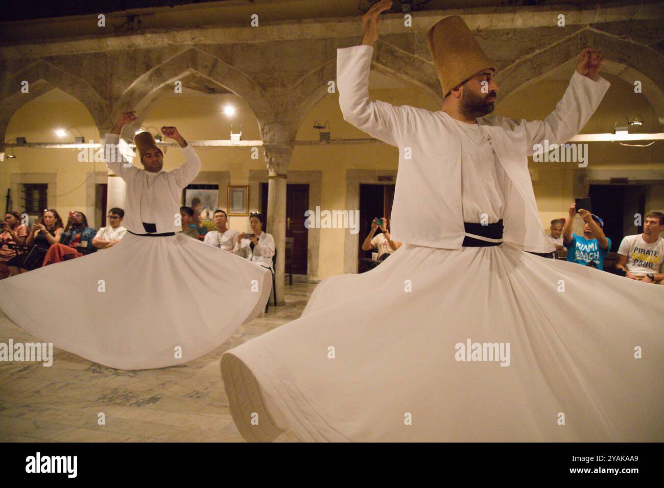 Islam ceremony hi-res stock photography and images - Alamy