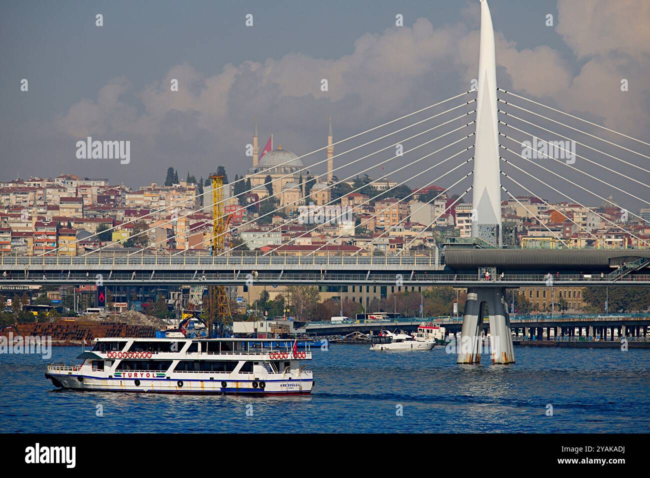 Halic metro bridge istanbul turkey hi-res stock photography and images ...