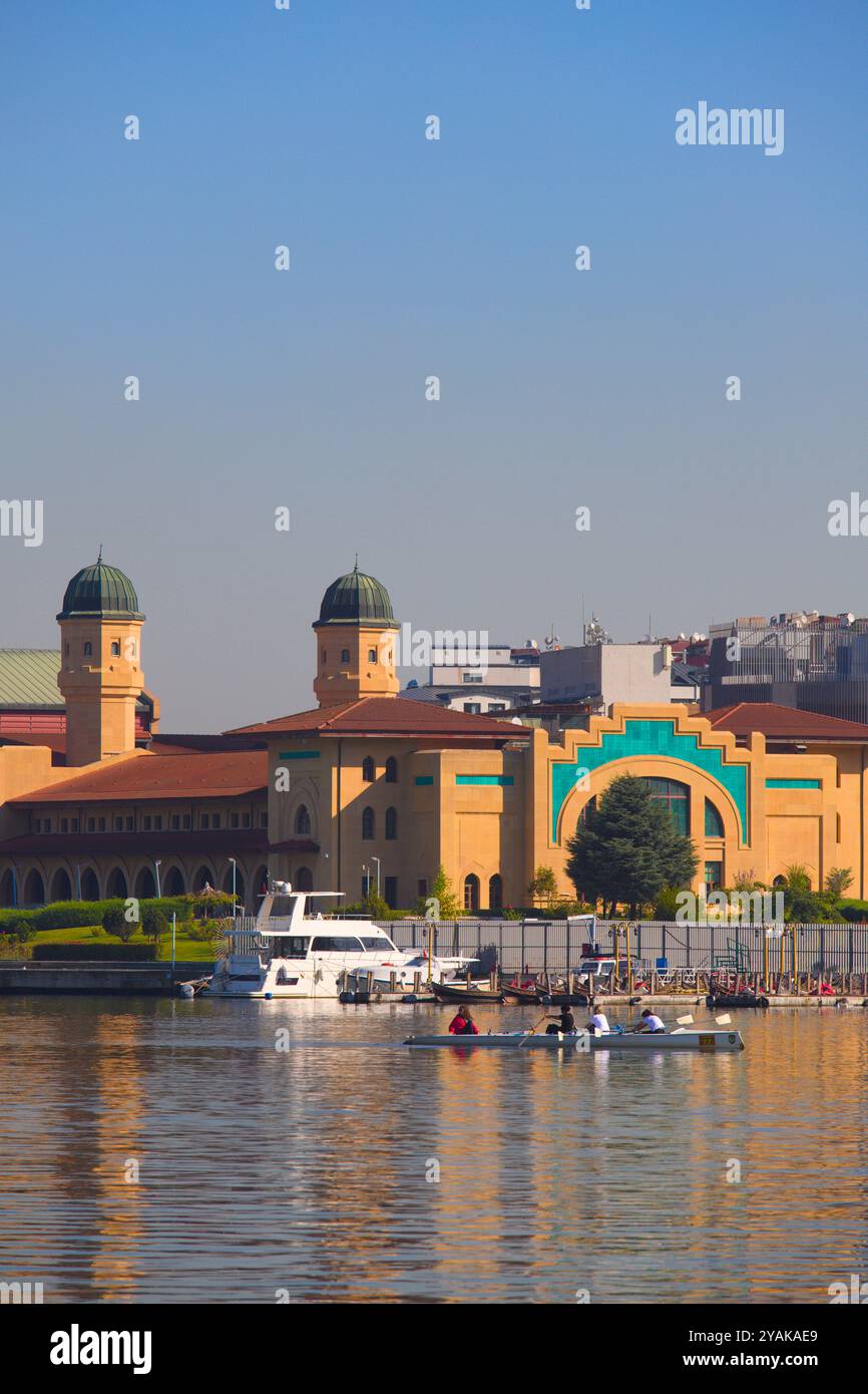 Istanbul congress center hi-res stock photography and images - Alamy
