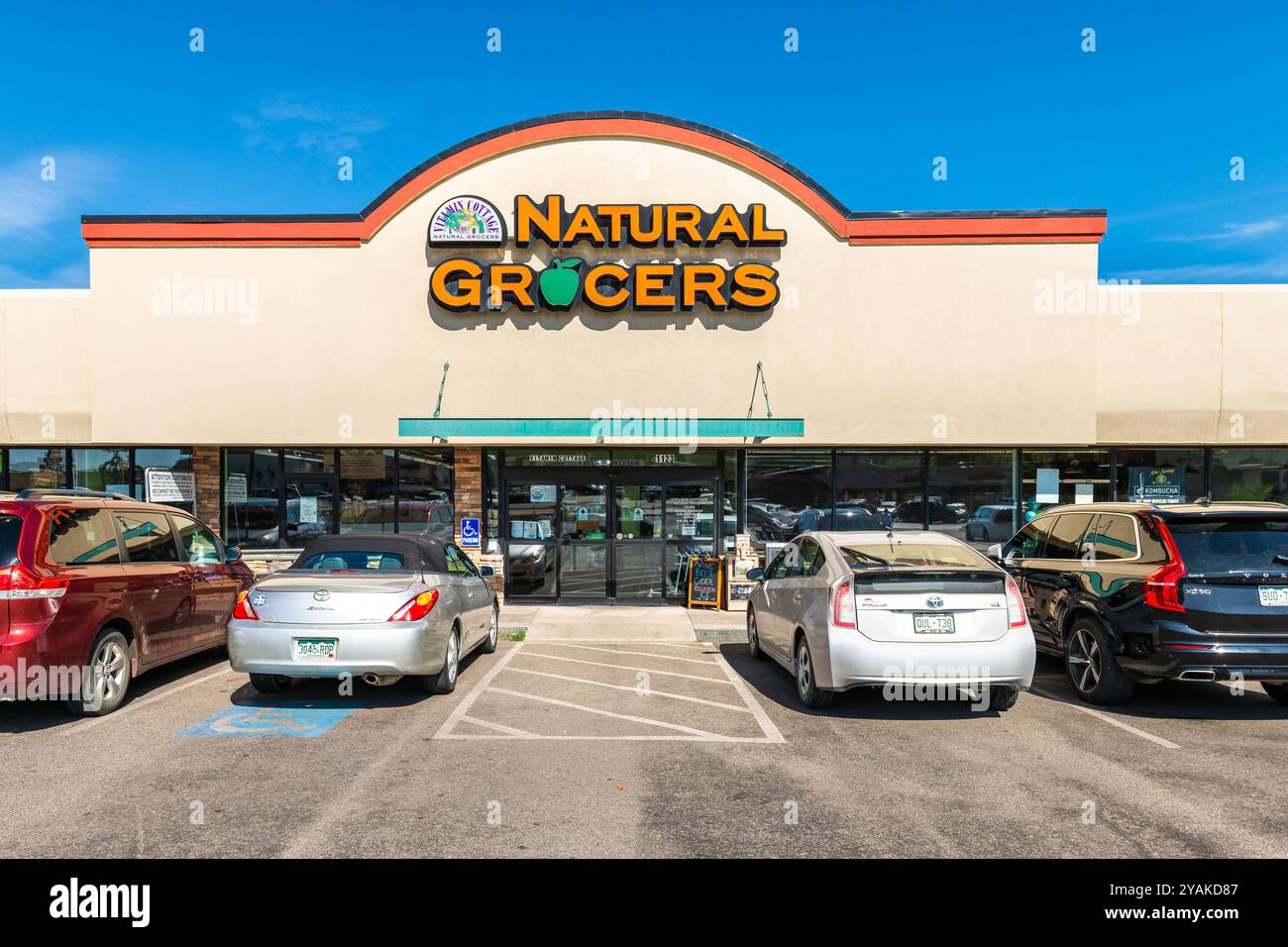 Vitamin cottage natural food markets hi-res stock photography and ...