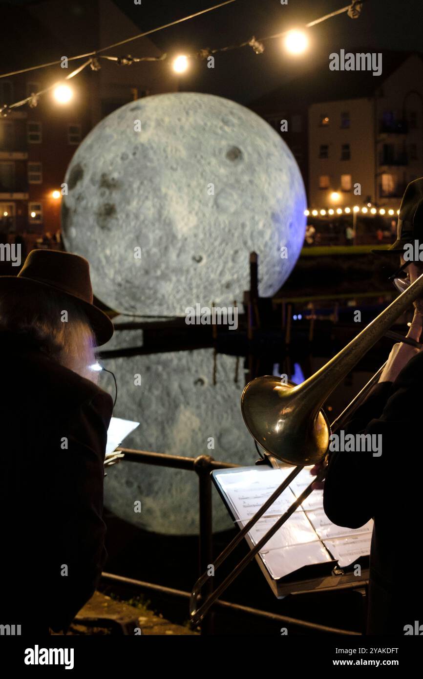 Bridgewater, UK. 14th Oct, 2024. Sitting in the water of Bridgewater ...
