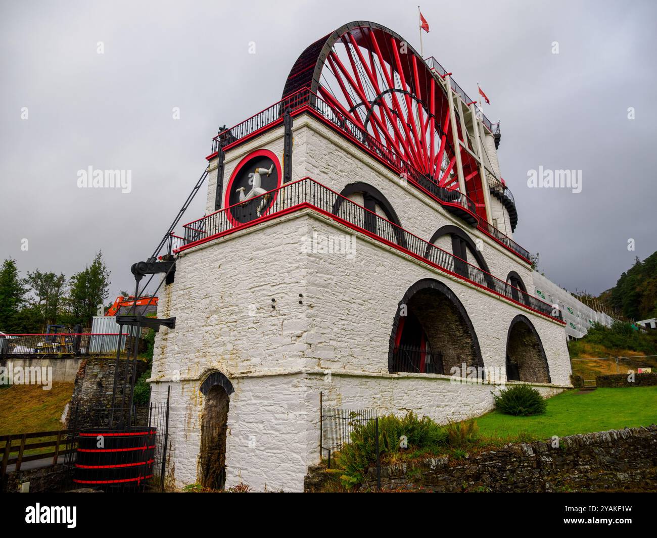 Lady isabella wooden water wheel hi-res stock photography and images ...