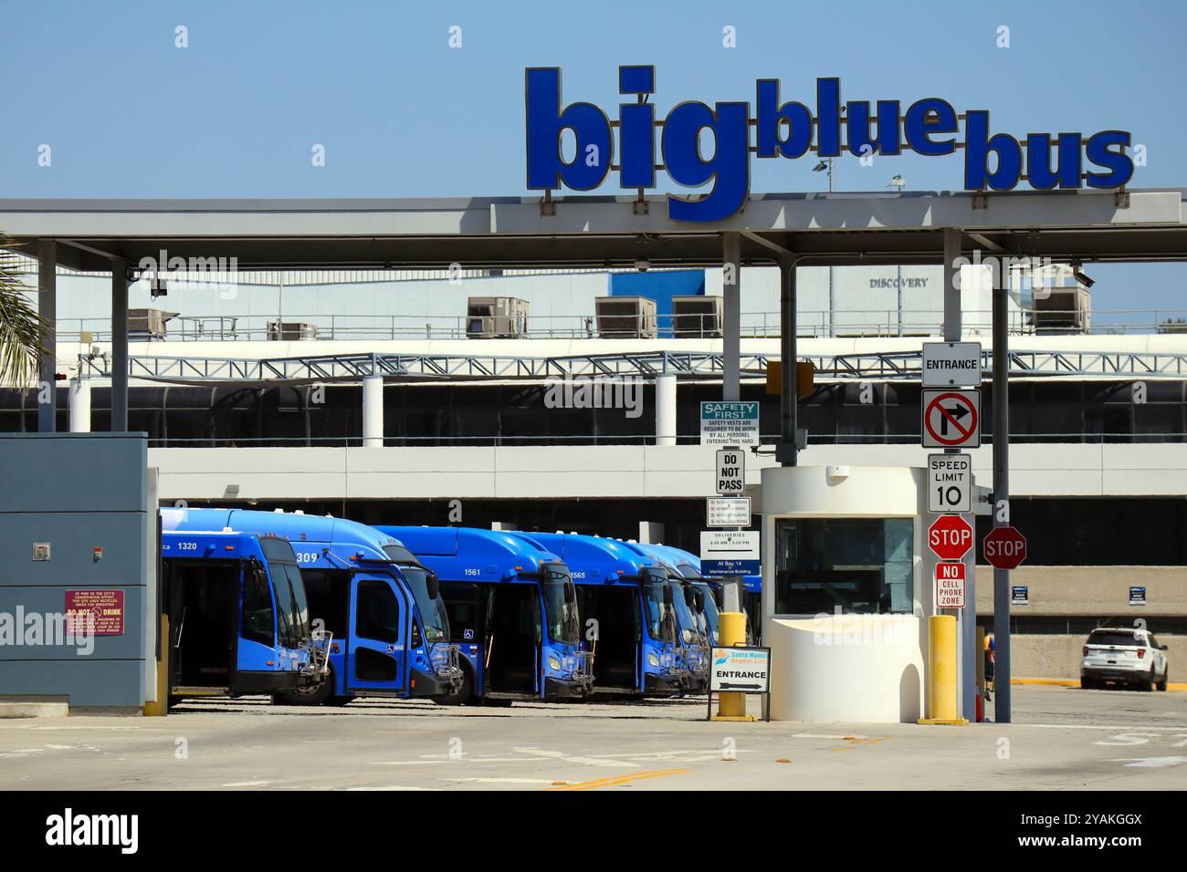 Big Blue Bus depot, public bus for the city of Santa Monica and the ...