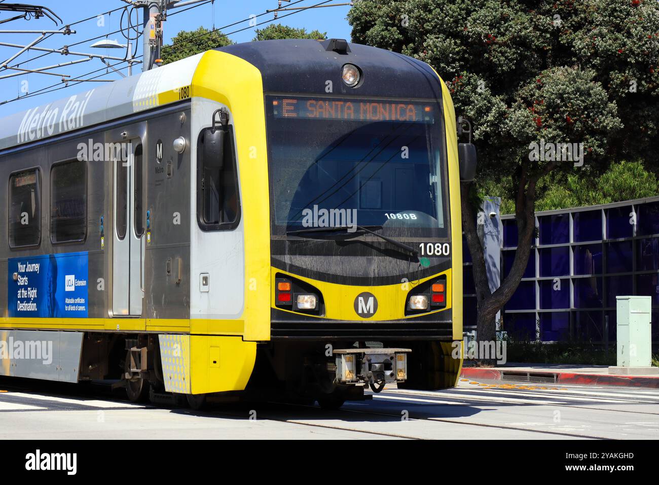 Los Angeles METRO Rail E Line train in downtown Santa Monica, California Stock Photo - Alamy