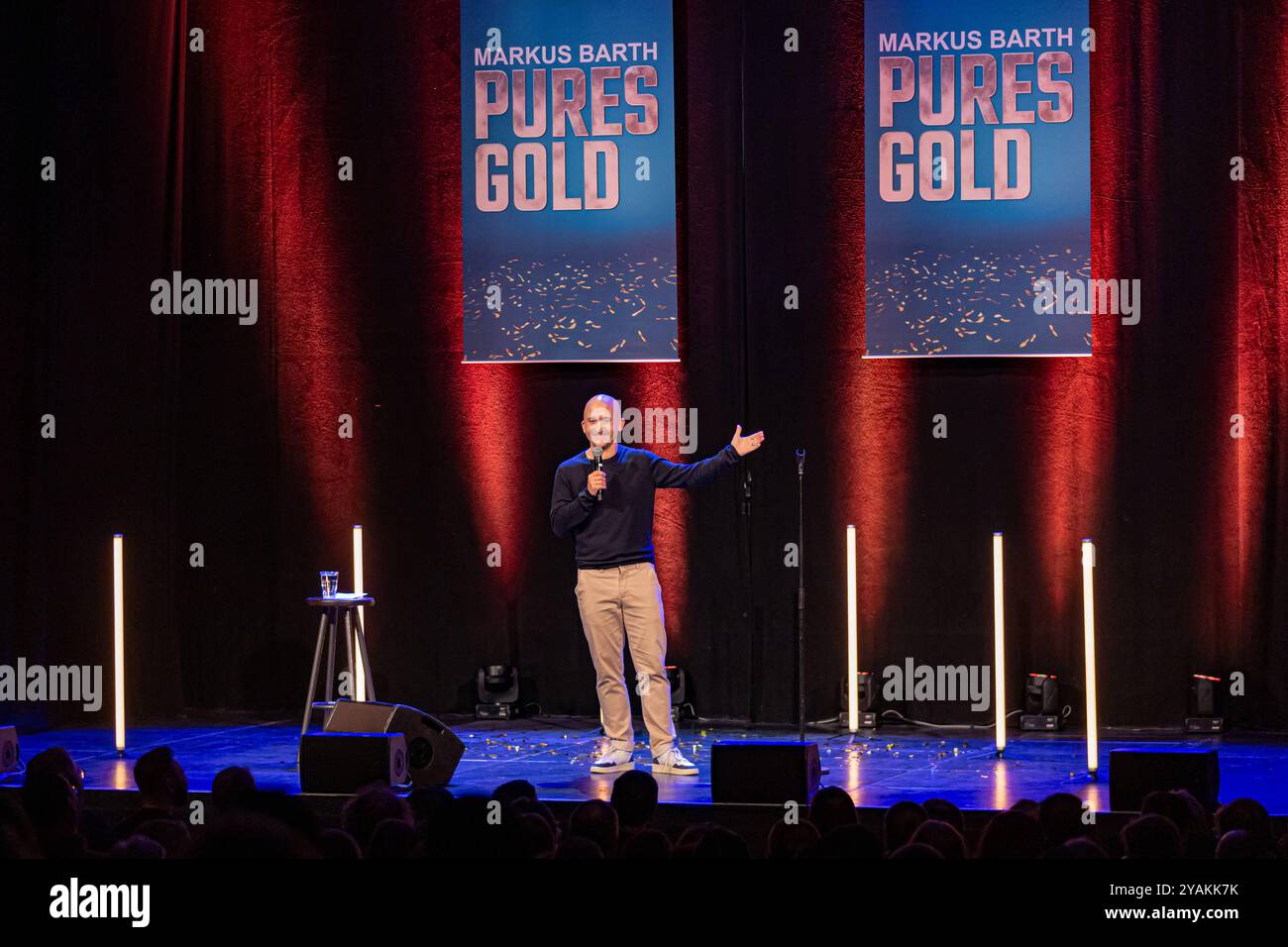 Premiere von Markus Barth - Pures Gold im Gloria, Köln - 11.10.2024. Stand-up-Comedian, Autor ...