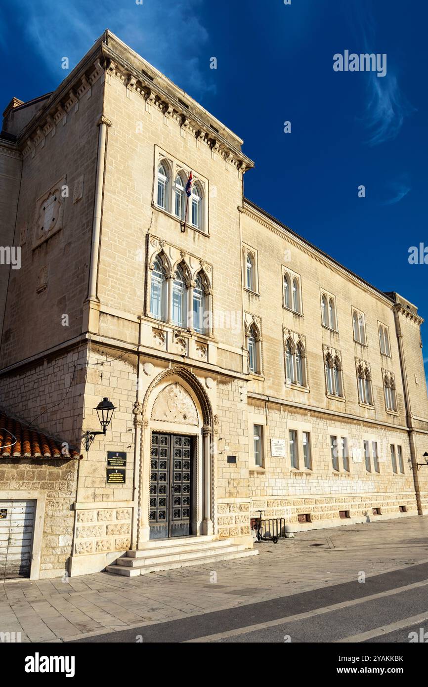 Croatian venetian gothic architecture hi-res stock photography and ...