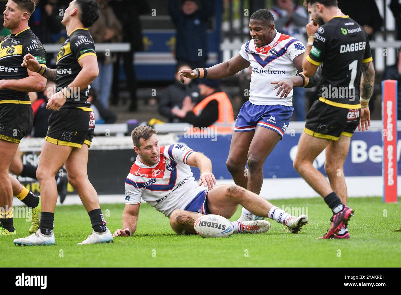 Wakefield, England - 13th November 2024 - Wakefield Trinity's Ian ...