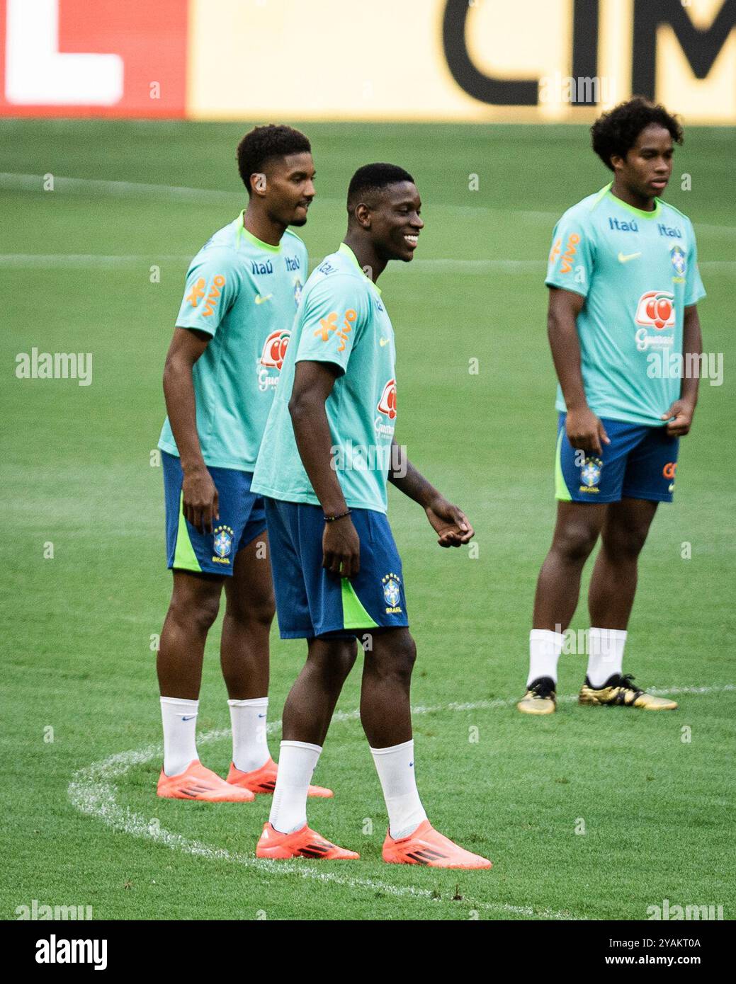 DF - BRASILIA - 10/14/2024 - BRAZIL, TRAINING - Brazil player during ...