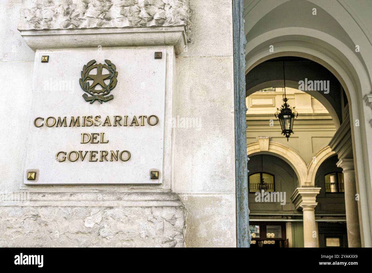 Commissariato del governo sign hi-res stock photography and images - Alamy