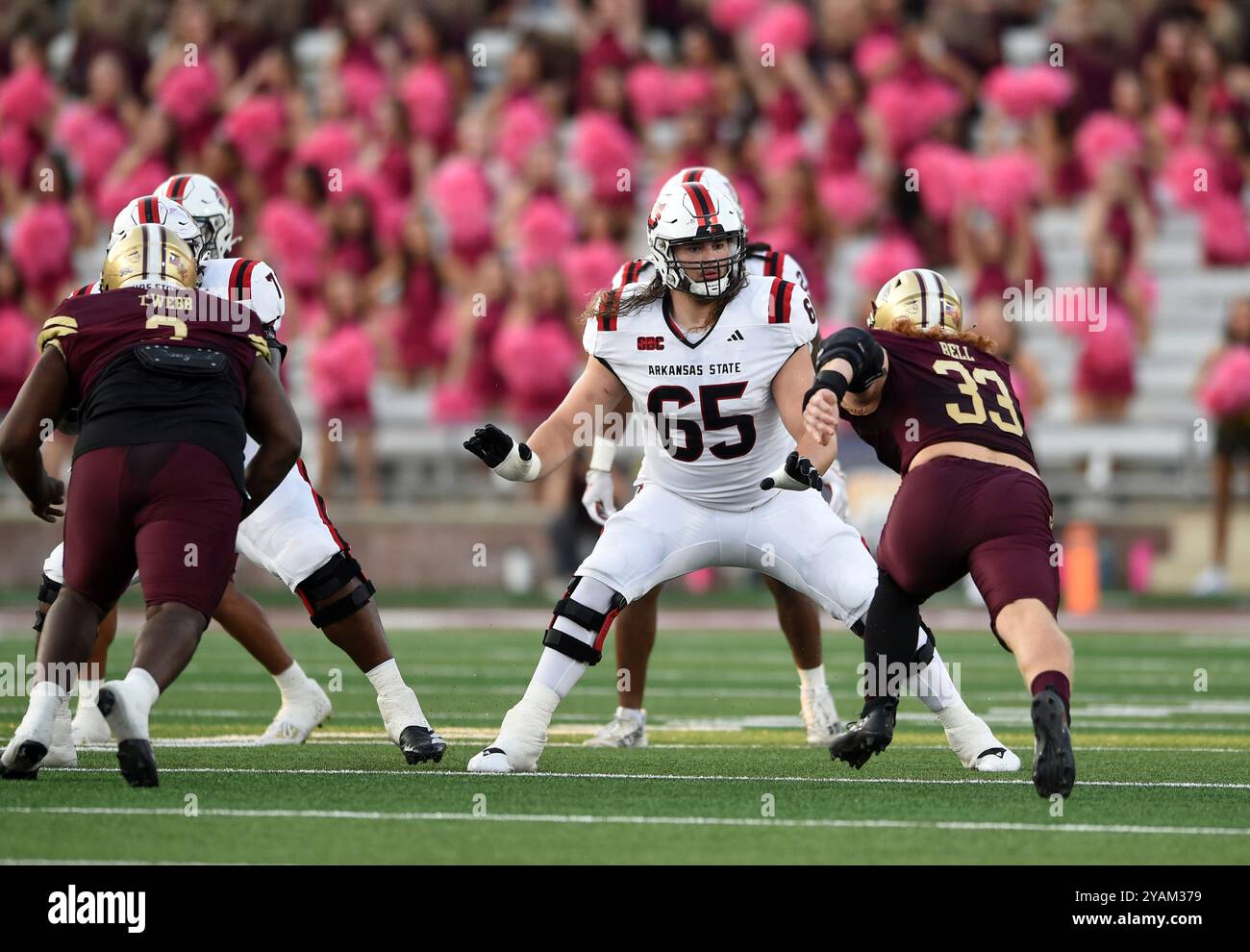 SAN MARCOS, TX - OCTOBER 12: Arkansas State Red Wolves lineman Noah ...