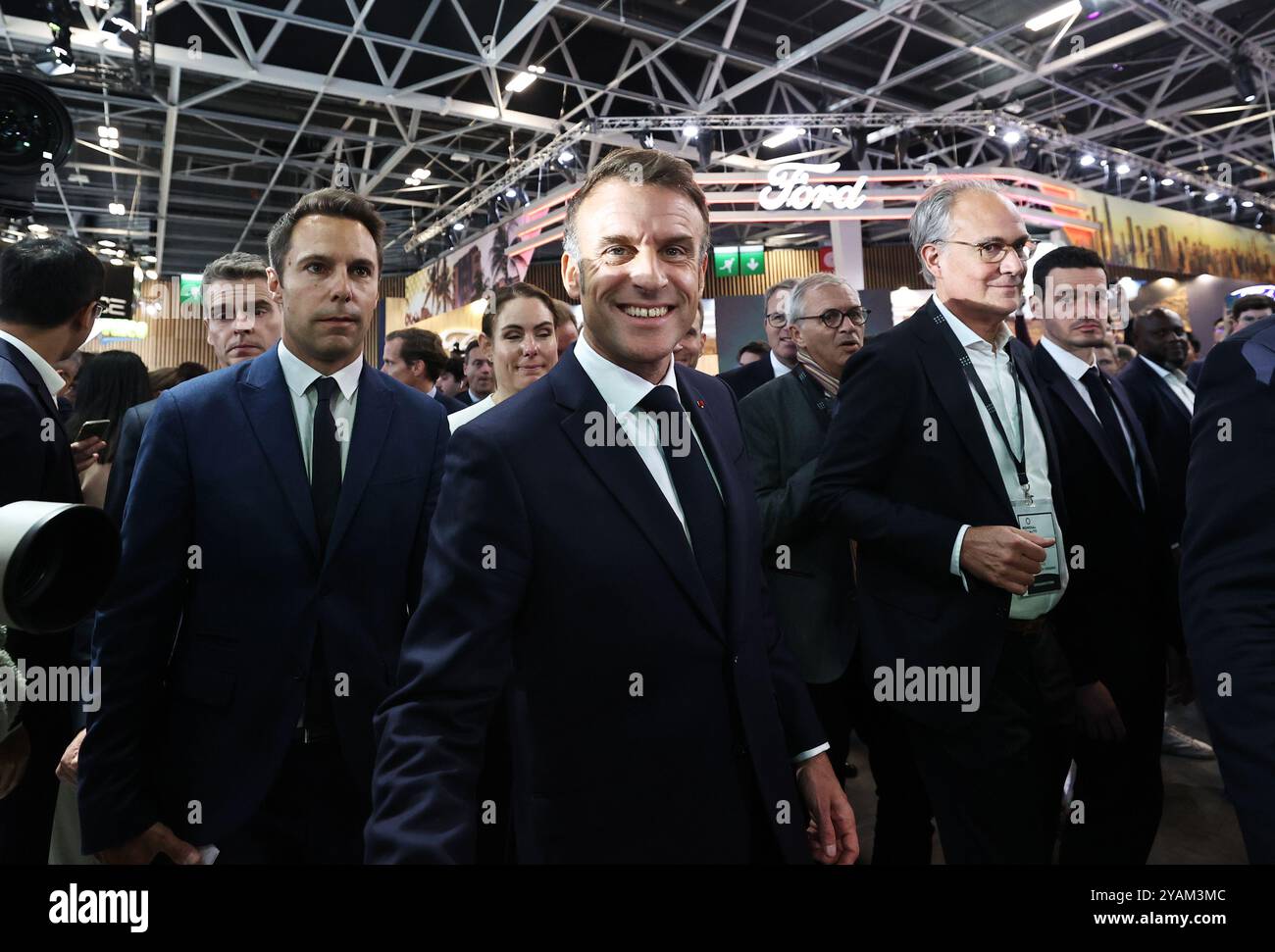 Paris, France. 14th Oct, 2024. French President Emmanuel Macron (C ...