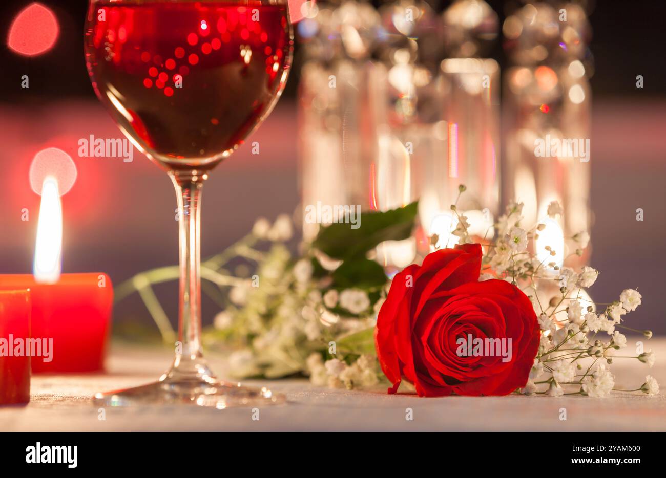 Romantic dinner hi-res stock photography and images - Alamy