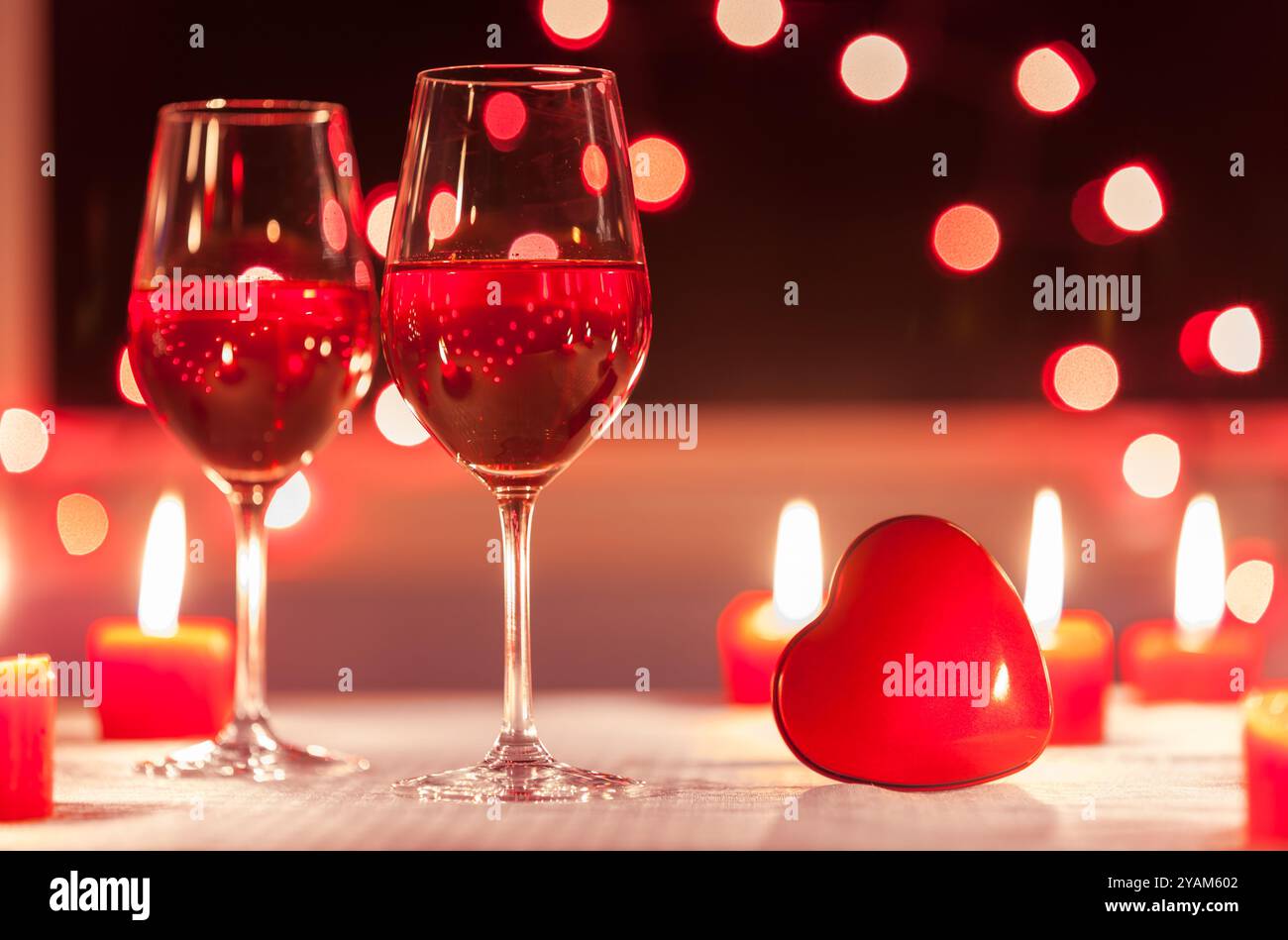 Romantic date hi-res stock photography and images - Alamy