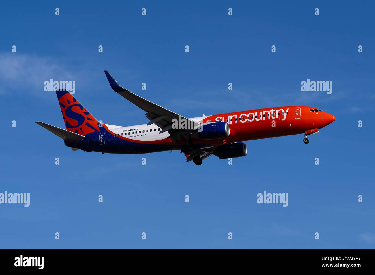 Sky Harbor International Airport, 10-12-24 Phoenix AZ USA Sun Country ...