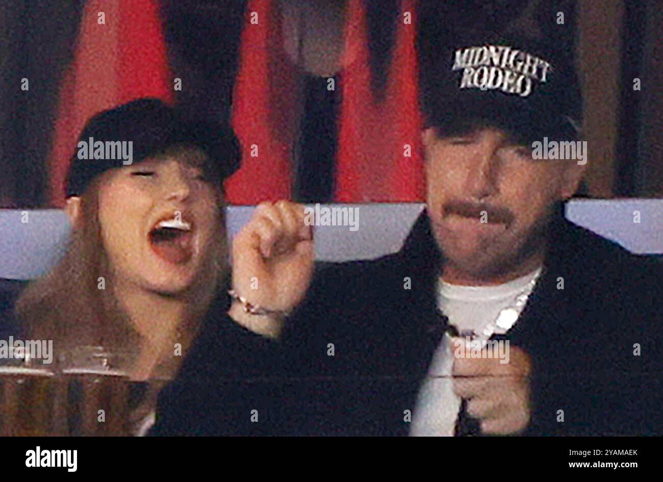 Taylor swift sports hi-res stock photography and images - Alamy