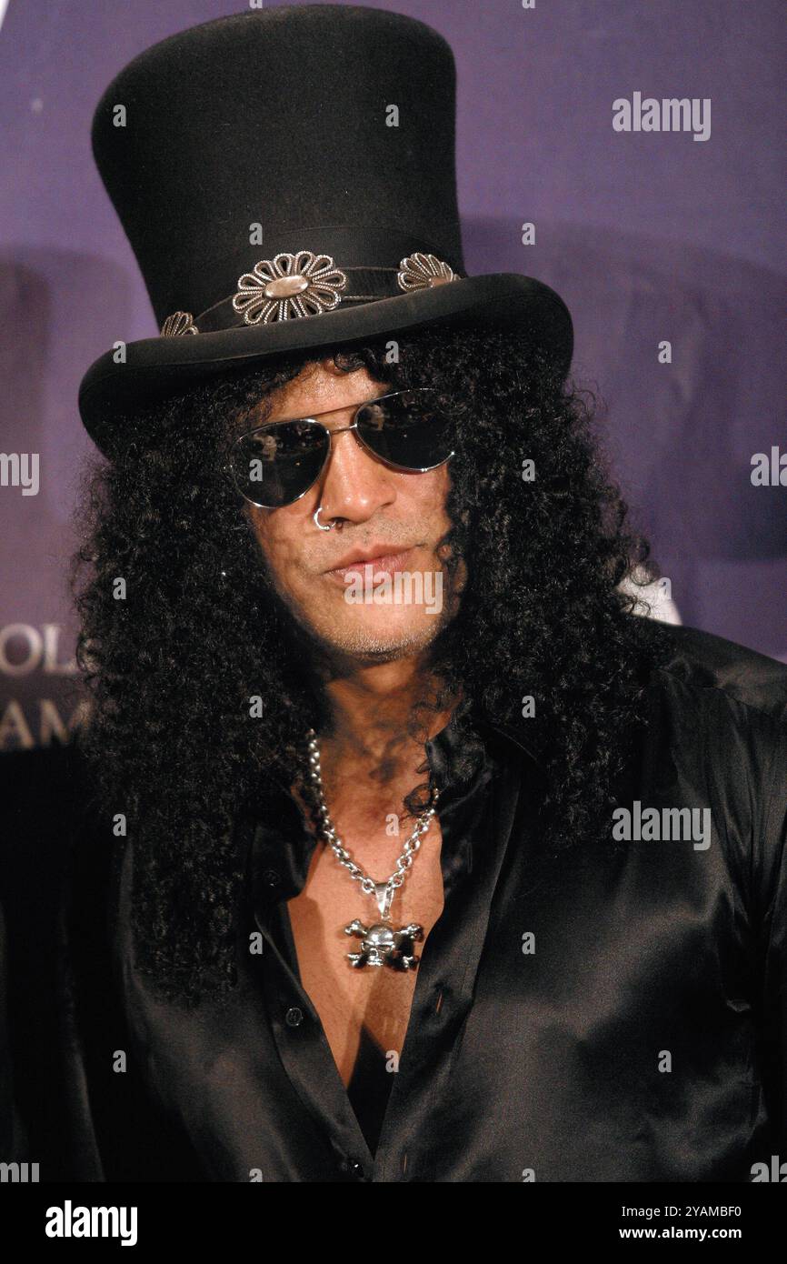 Slash in the press room at the Rock & Roll Hall Of Fame Induction ...