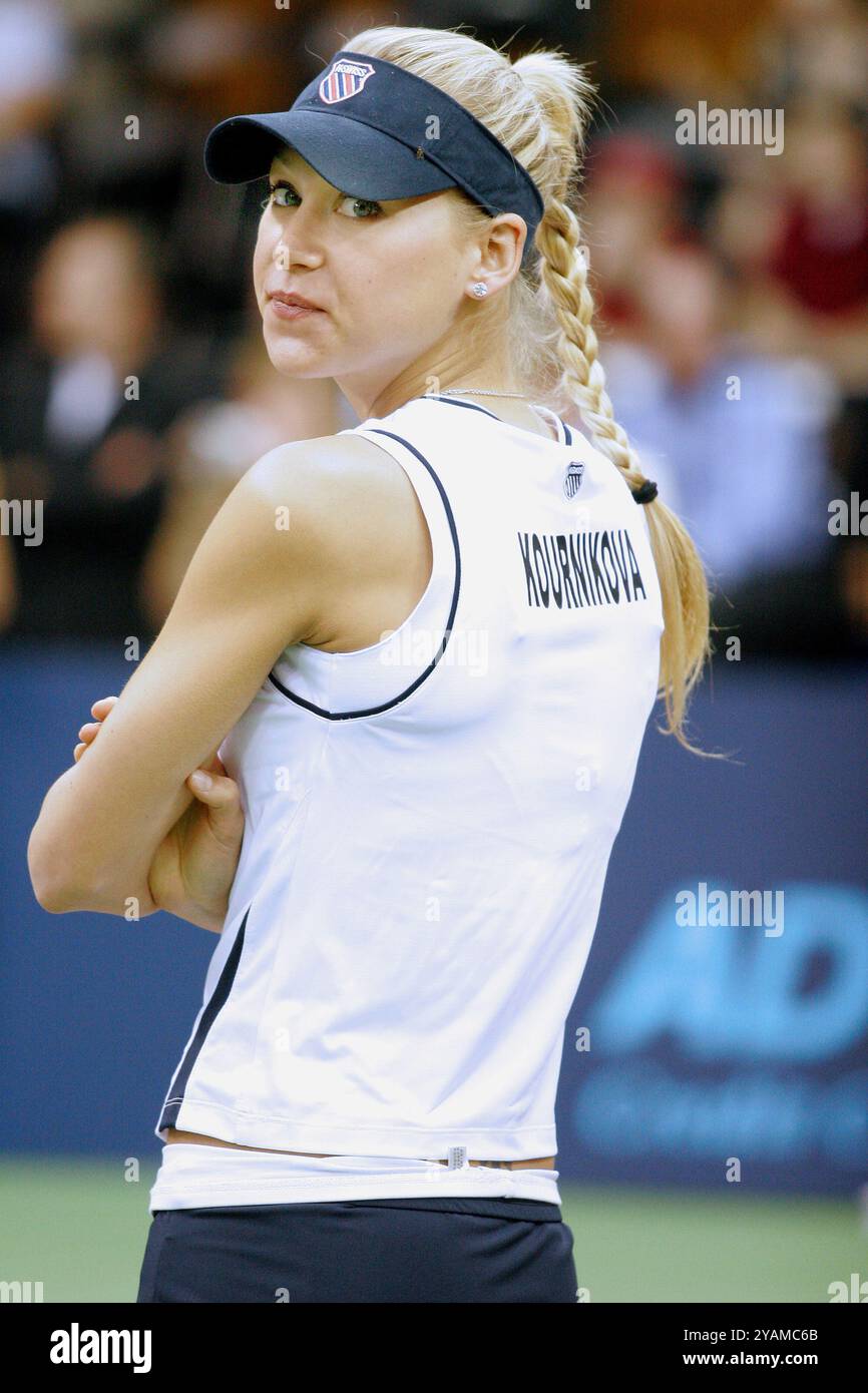 Anna kournikova during hi-res stock photography and images - Alamy