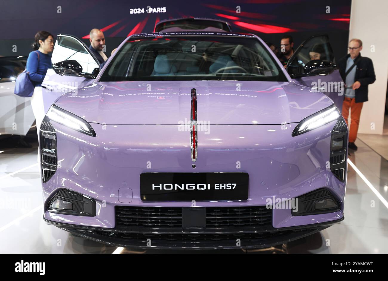 Paris, France. 14th Oct, 2024. People visit the pavilion of Chinese ...