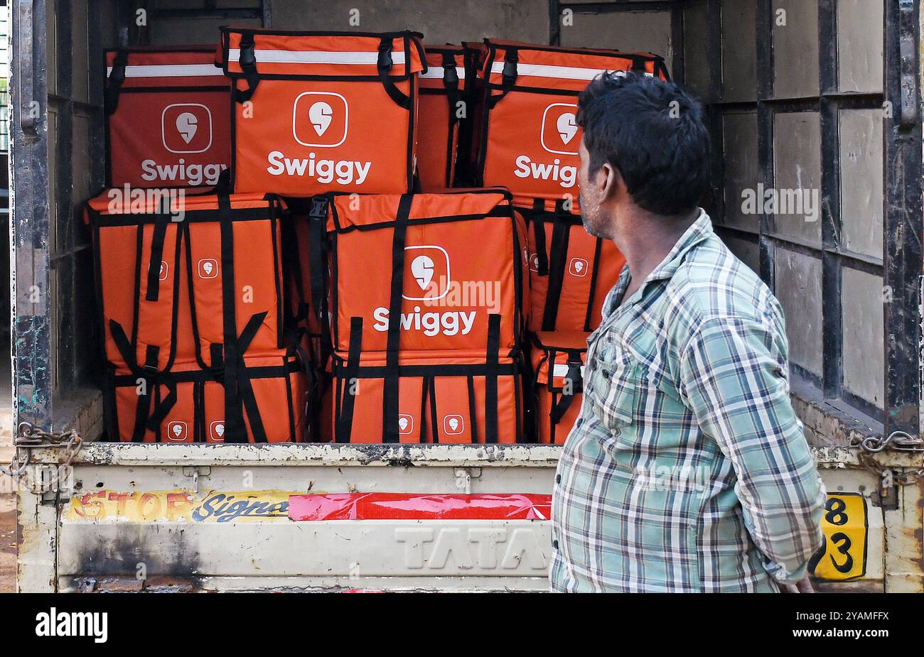Swiggy bags hi-res stock photography and images - Alamy