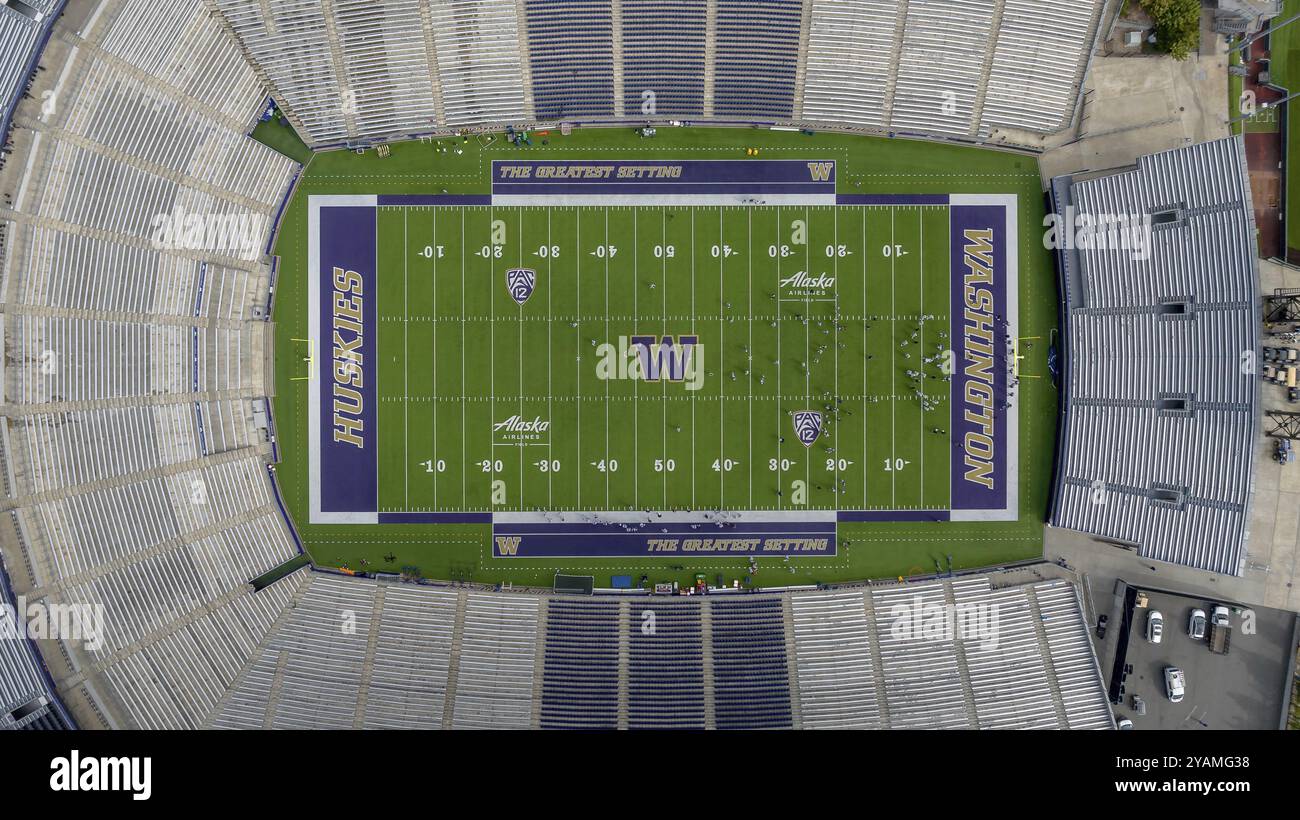 Aerial view of Husky Stadium (officially Alaska Airlines Field at Husky ...