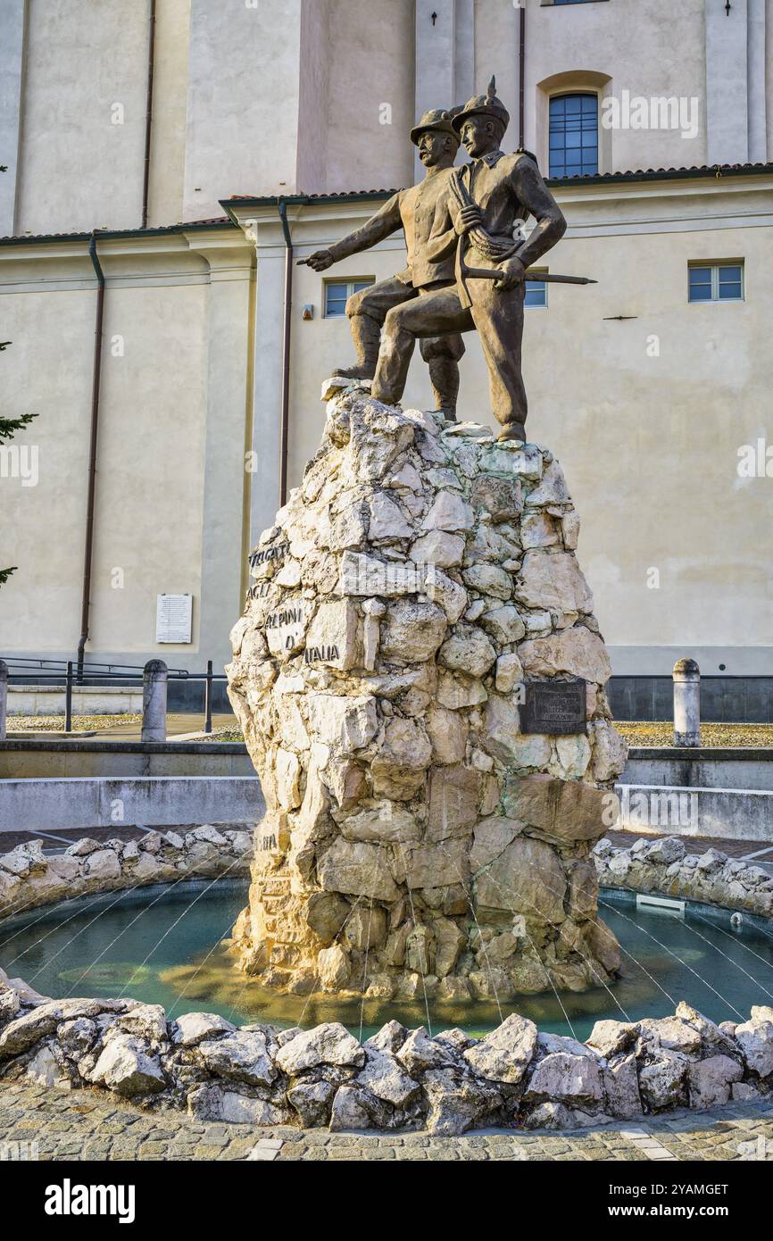 Mountain troops hi-res stock photography and images - Alamy