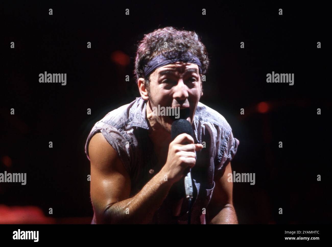 DETROIT - JULY 30: American singer-songwriter Bruce Springsteen during ...