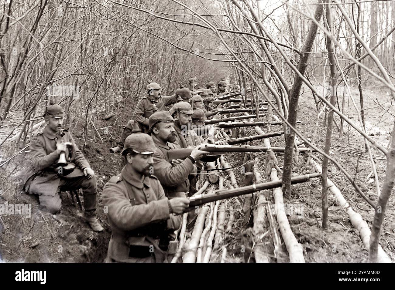 Historical world war i roads hi-res stock photography and images - Alamy