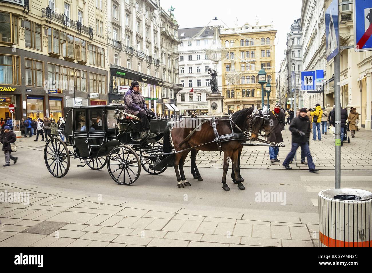 Two horses harnessed cart hi-res stock photography and images - Alamy