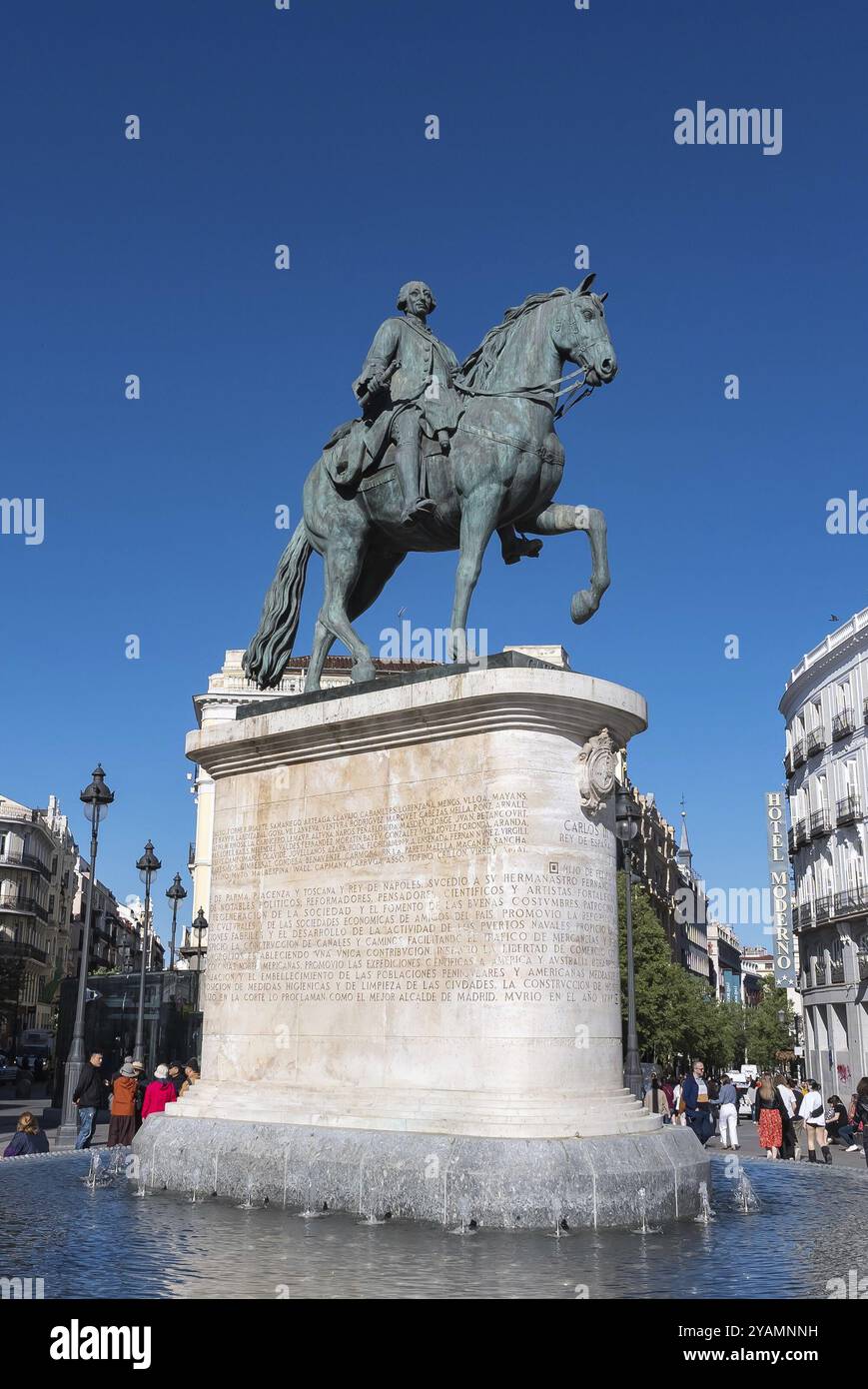 Bronze replica of Carlos III's equestrian statue at Puerta del Sol ...