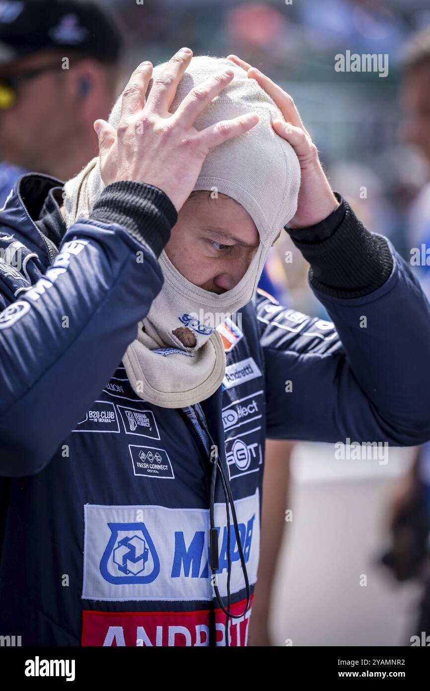 MARCO ANDRETTI (98) of Nazareth, Pennsylvania prepares to qualify for ...