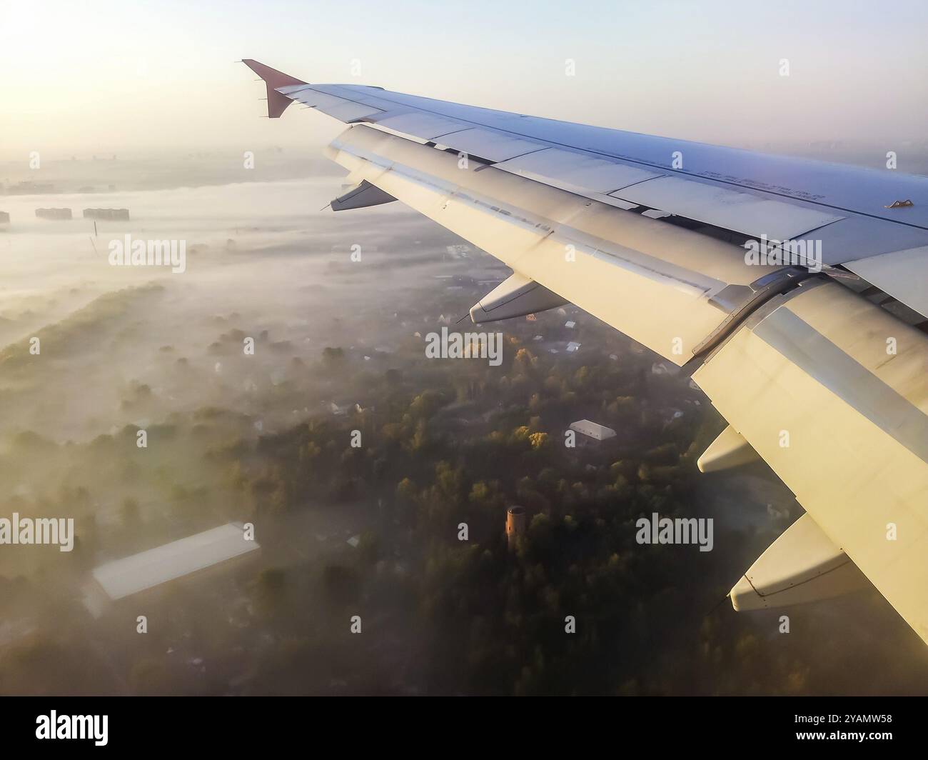 Sunset glow from aeroplane hi-res stock photography and images - Alamy