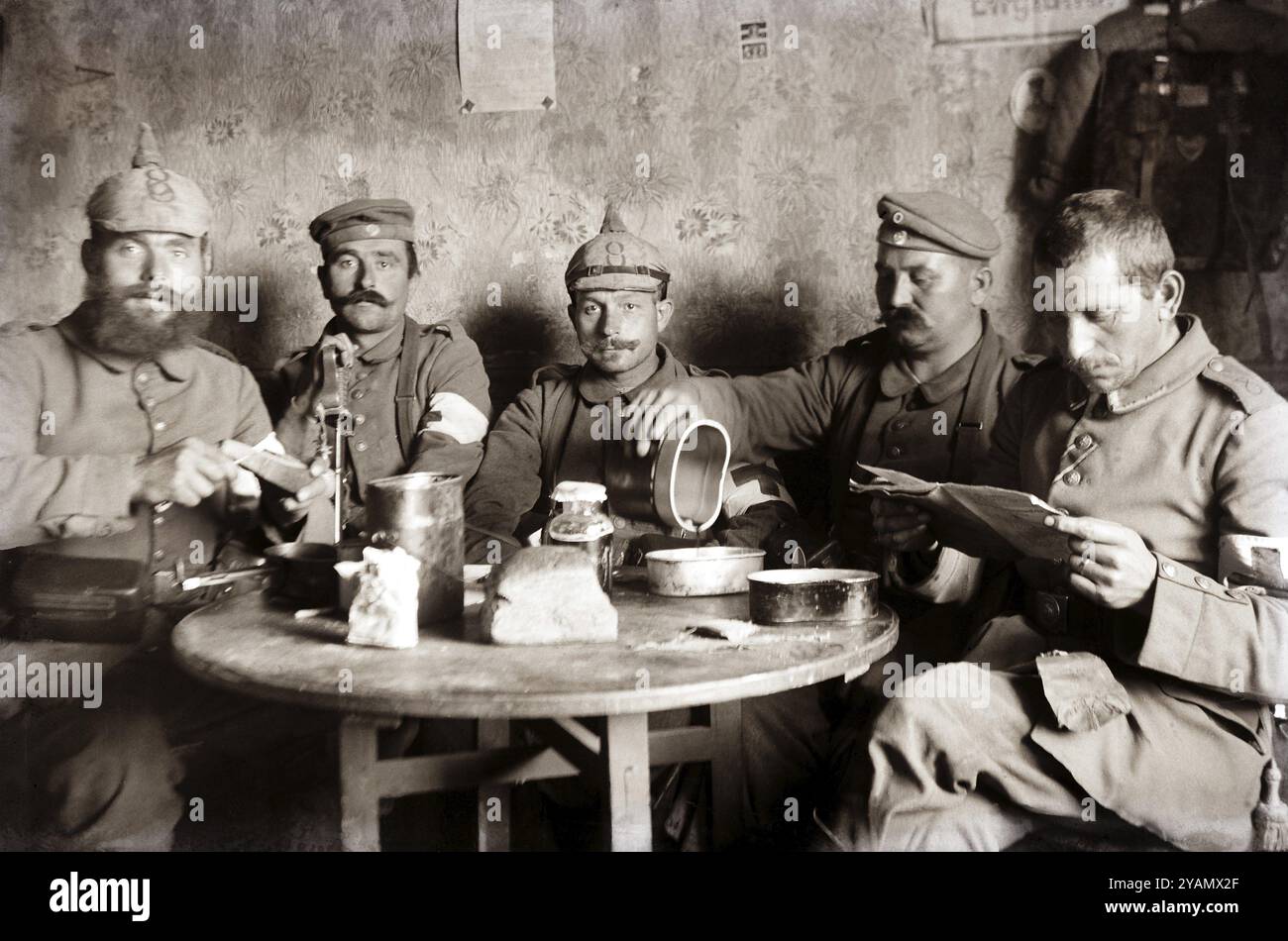 Five German soldiers eating. First World War, France. World War I ...