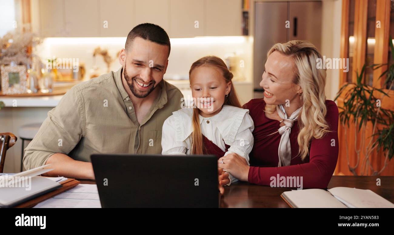 Parents watch cartoons child hi-res stock photography and images - Alamy