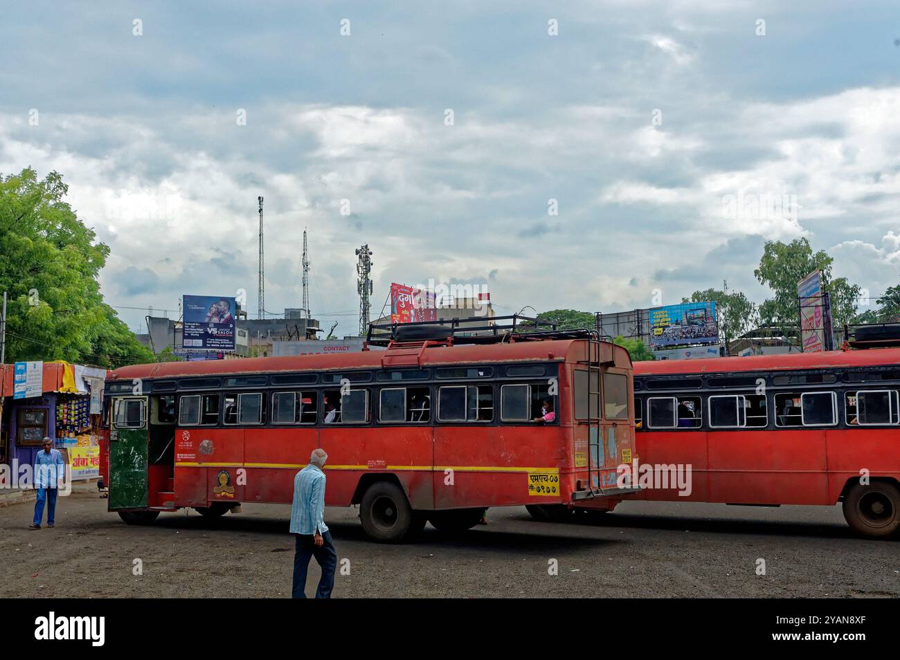 Passpassengers hi-res stock photography and images - Alamy