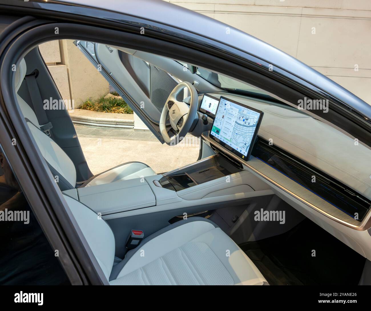 Dongfeng motor corporation ltd hi-res stock photography and images - Alamy