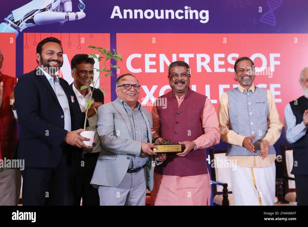 Iit delhi hi-res stock photography and images - Alamy