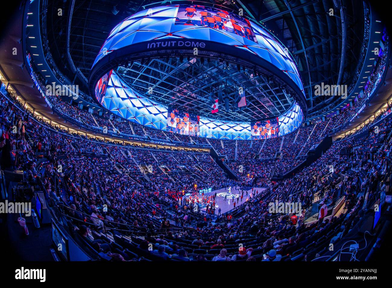 Los Angeles, United States. 14th Oct, 2024. View of the Intuit Dome ...